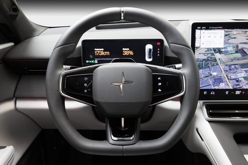 Polestar 4 Long Range Single motor | LR Plus Pilot Pack (K) | Drive