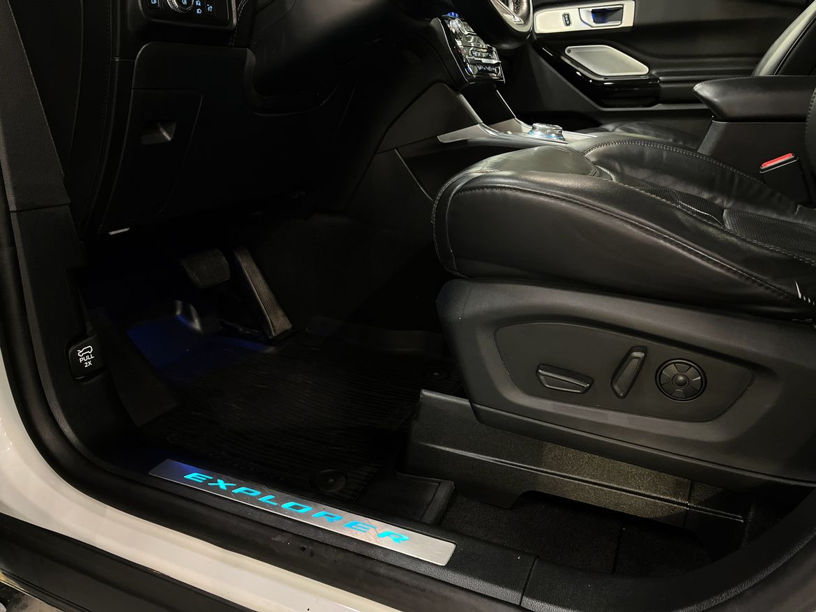 Ford Explorer Plug-In Hybrid 3.0 457 PHEV Platinum AWD A_HMC * OUTLET ...