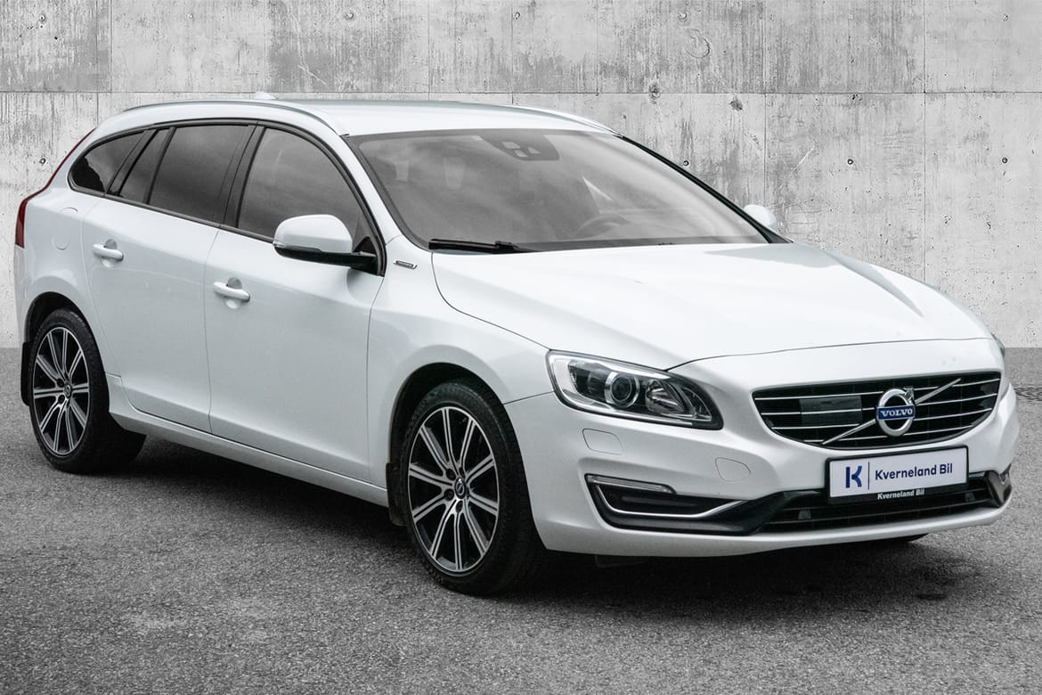 RA47488 | Volvo V60 D6 Plug-in Hybrid | Plug in -Summum/R.Kam/Navi/Ny ...