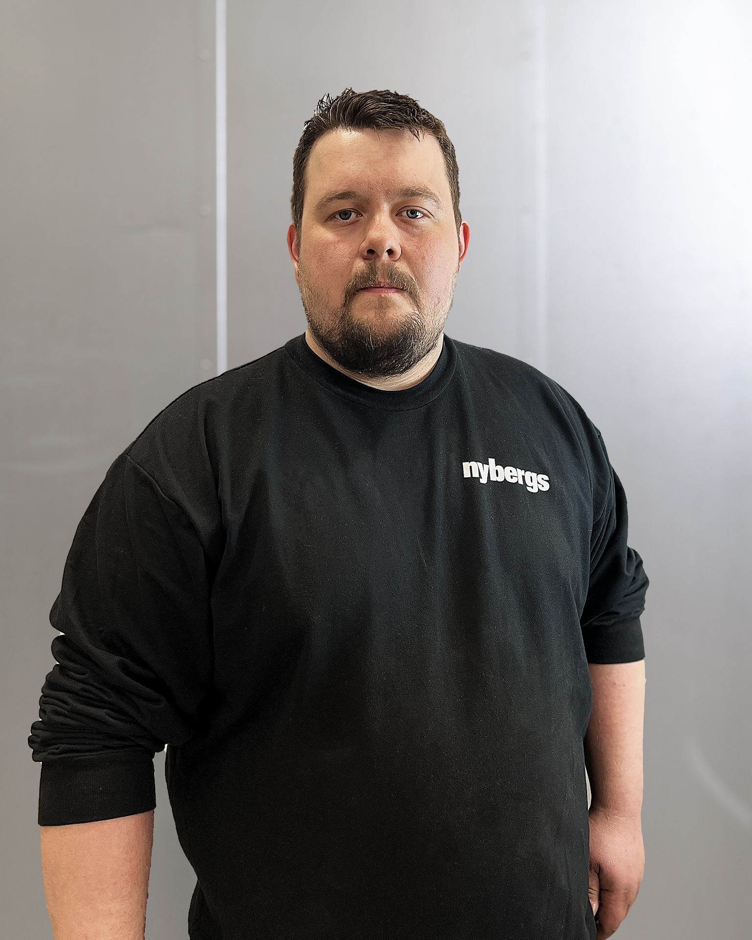 ROBIN LEVIN - Nybergs Bil