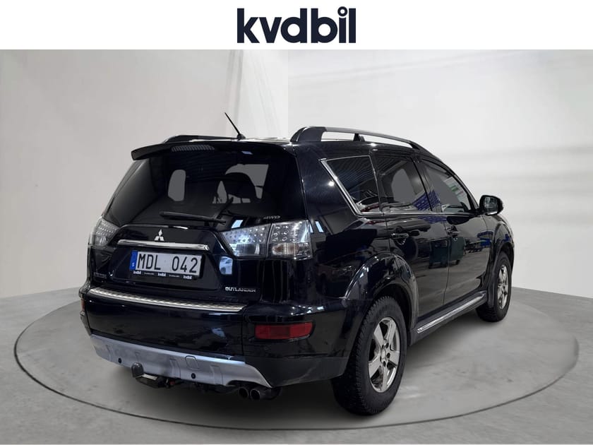 Mitsubishi Outlander 5-seater (MDL042) - Wayke