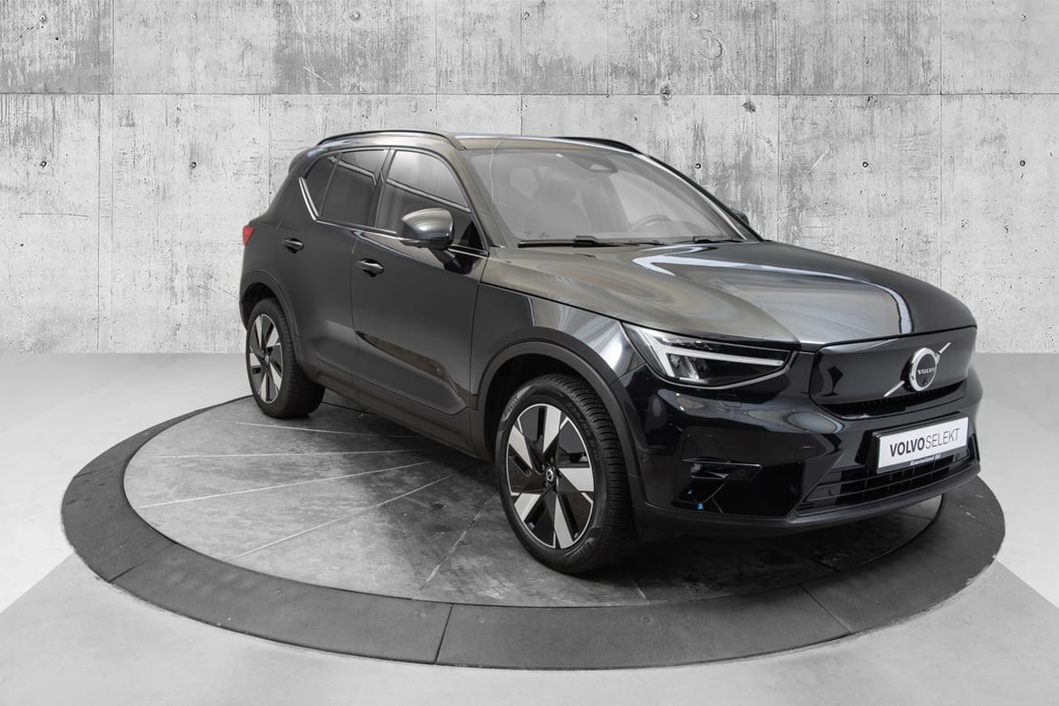 EH78536 | Volvo XC40 Recharge Single Motor Extended Range | Ultimate ...
