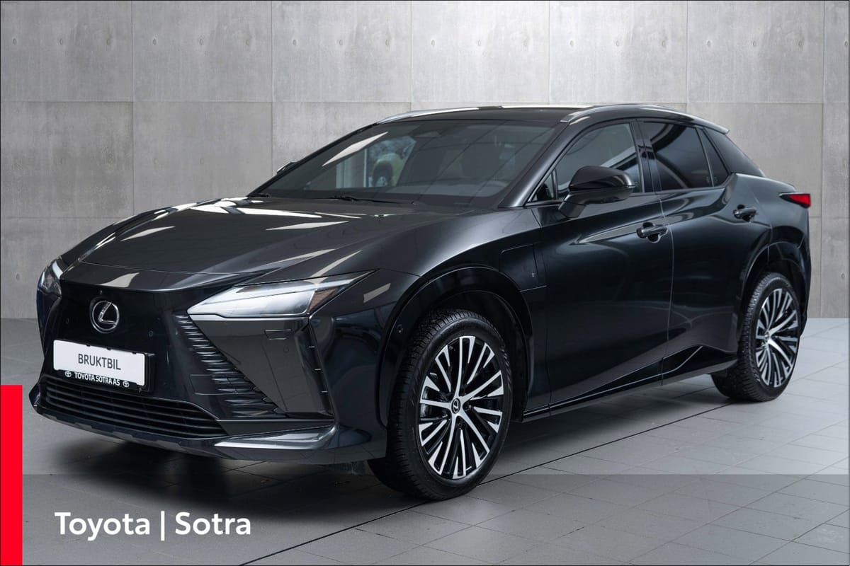 Lexus RZ 300e (EJ53656) - Drive