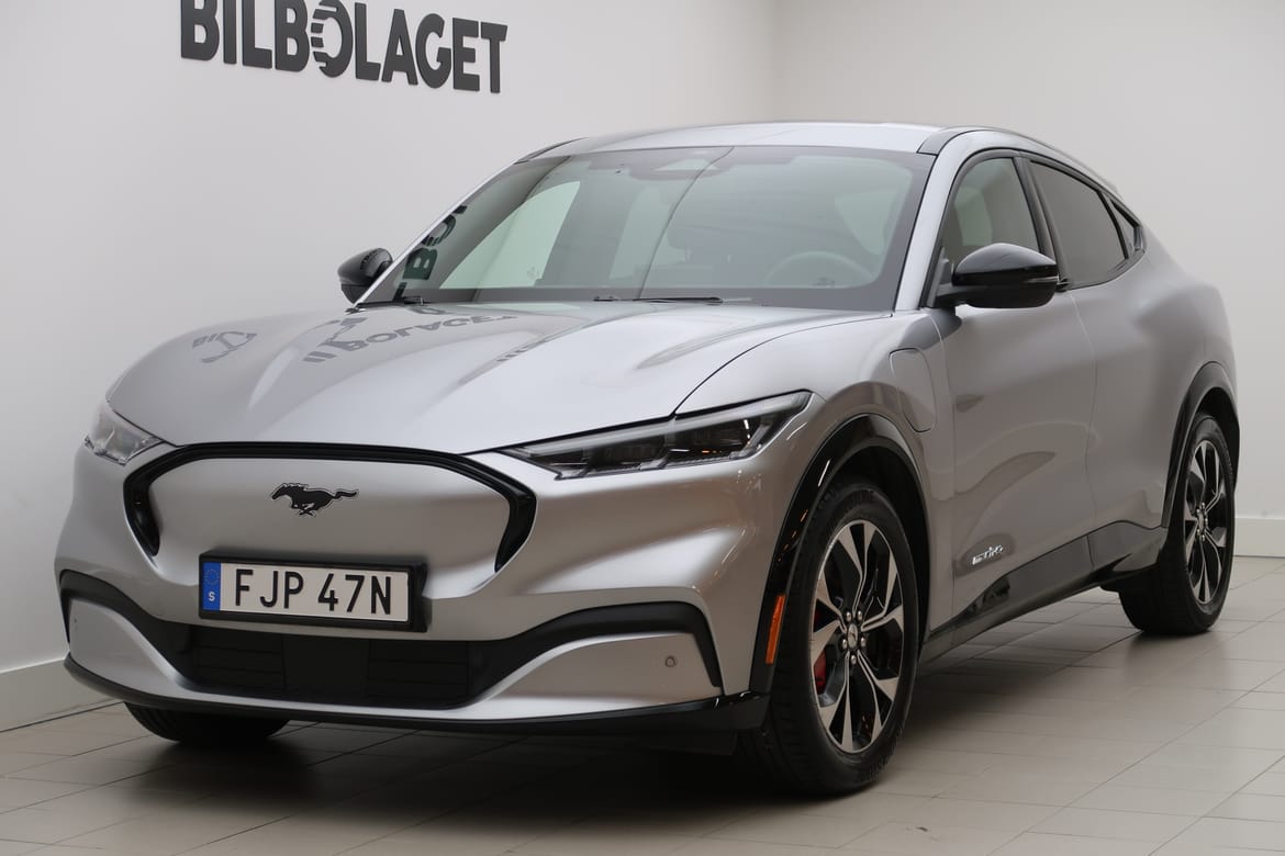 FJP47N | Ford Mustang Mach-E Standard Range AWD | Std 269 70 kWh/Kamera ...