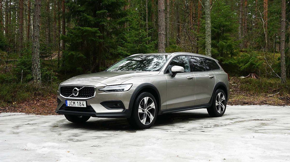 Volvo V60 Cross Country (OFE537) - Wayke
