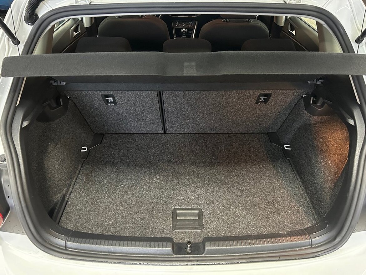 ZDM525 | Volkswagen Polo | SUPERDEAL 6,95 % / 1.0 TSI / P-SENSORER | Wayke