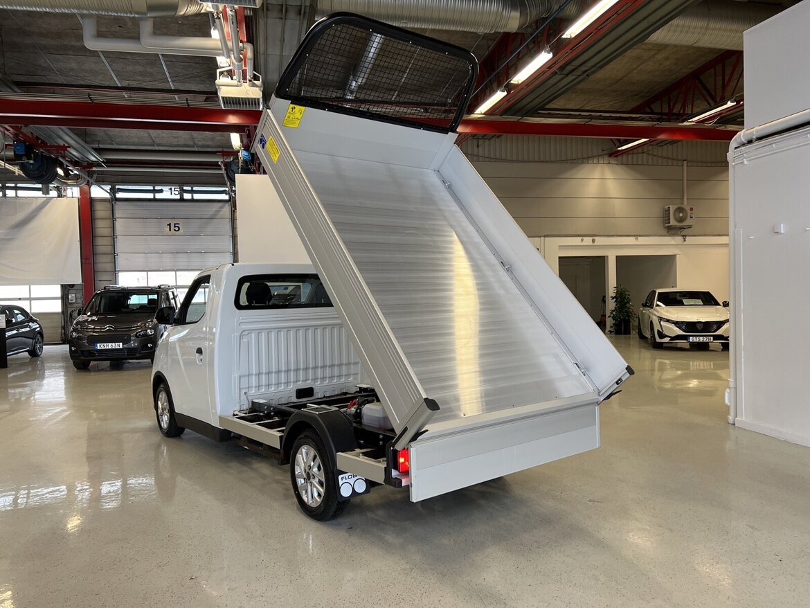 OAA60E | Maxus e-Deliver 3 Chassi Cab | 50.2 kWh LWB Tippflak | Wayke